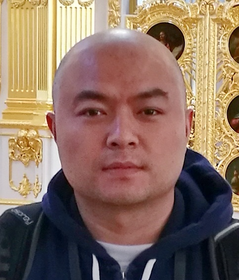 Xiang Xiong (熊翔)