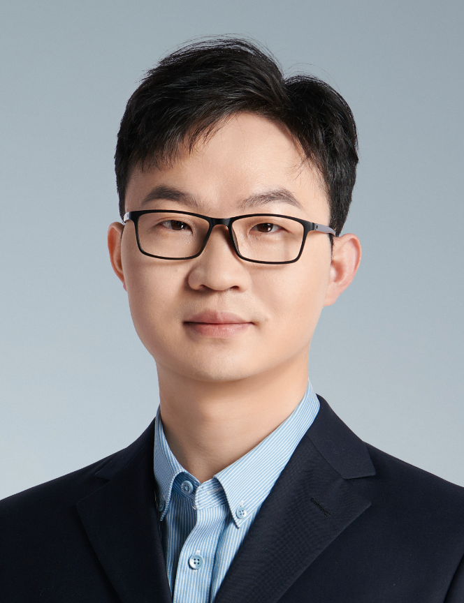 Hongjin Lv (吕红金)